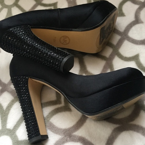 MICHAEL Michael Kors | Shoes | Michael Kors Nadia Peep Toe Platform ...